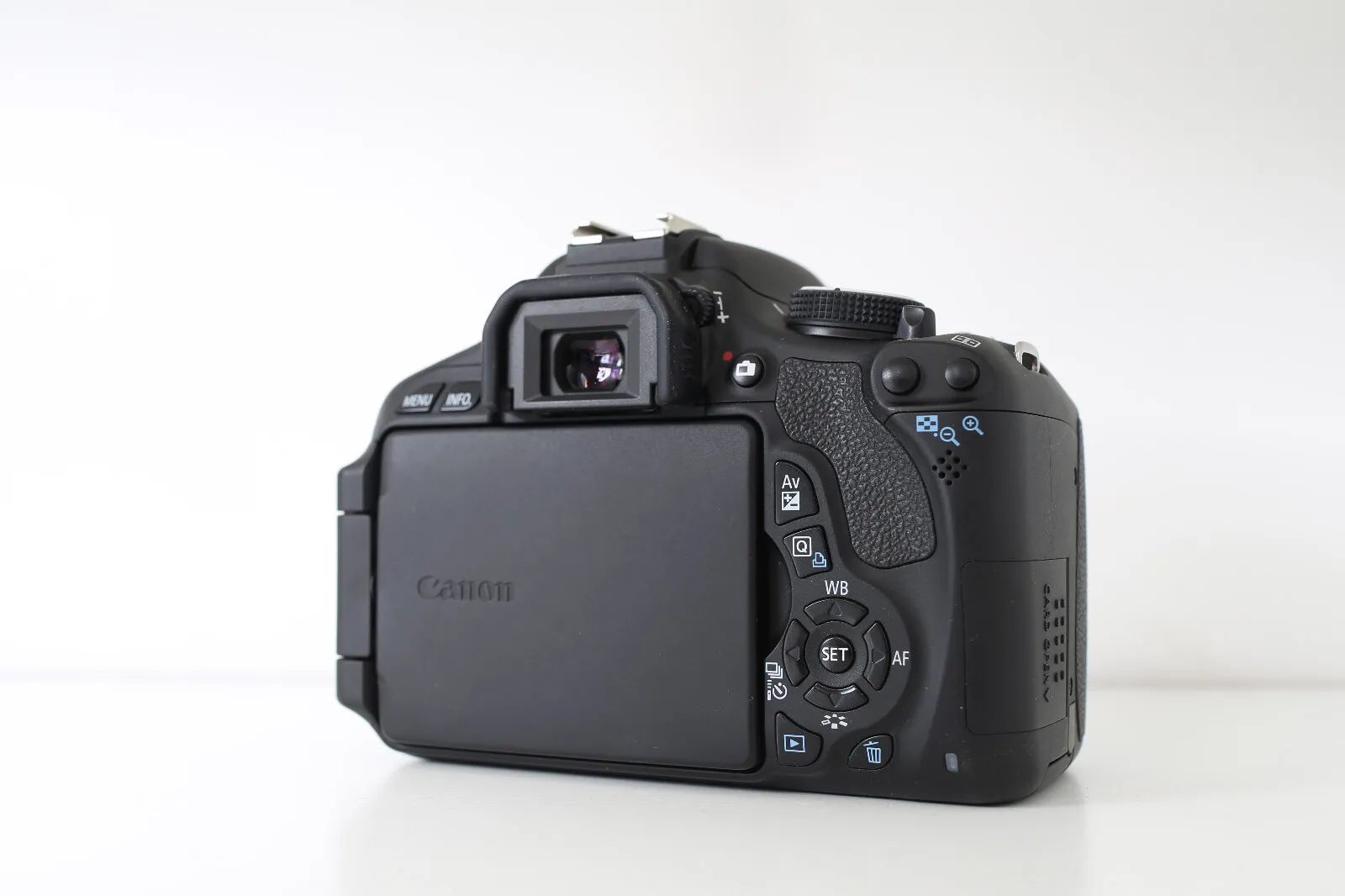 Canon EOS 750Da Astromodified DSLR Camera | First Light Optics